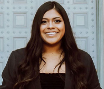 Conozca a Nuestro Equipo | Lincoln-Goldfinch Law