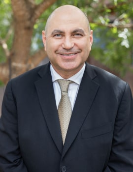 Conozca a Nuestro Equipo | Lincoln-Goldfinch Law